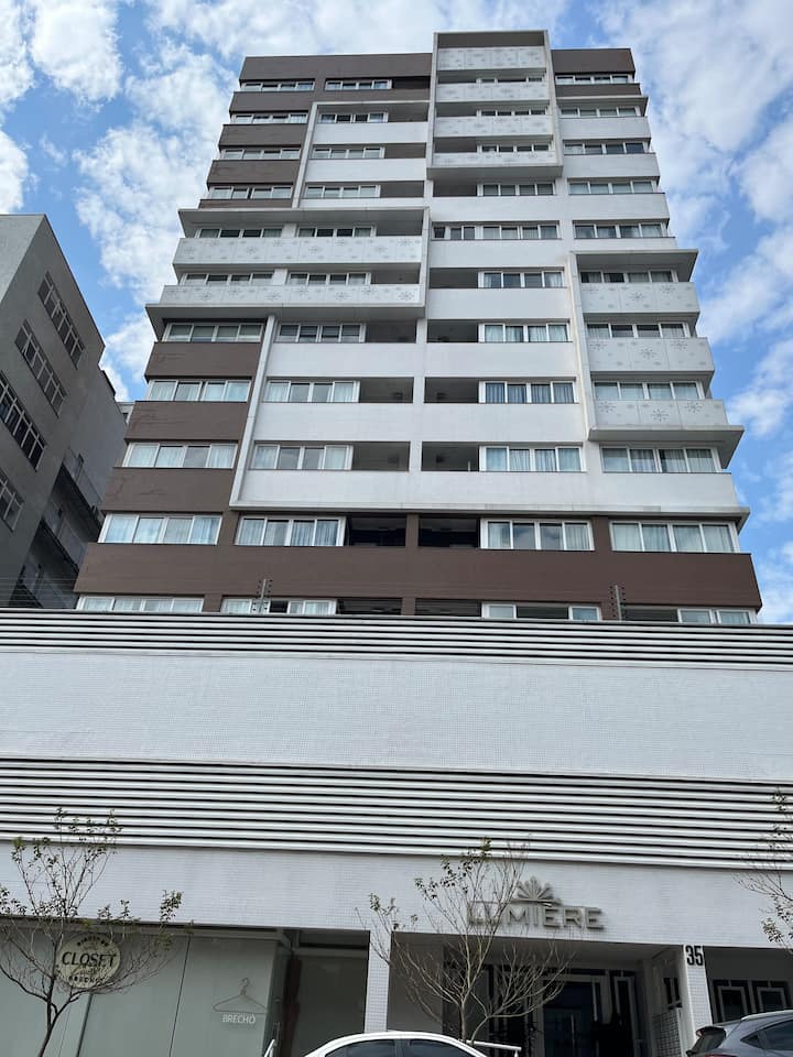 Apê C/ Ar-cond E Box – Ao Lado Do Centro/aurora. - Bento Gonçalves