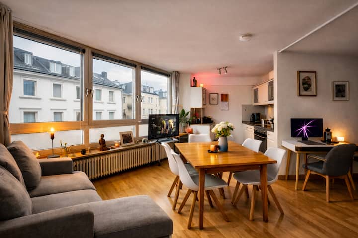 Stylish & Cozy City Apartment In Central Cologne - Köln