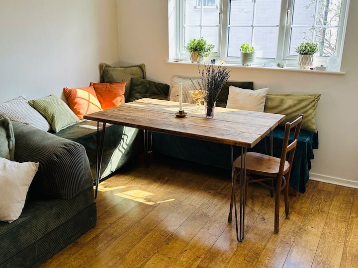 Historic Highstreet Hideaway - Hemel Hempstead
