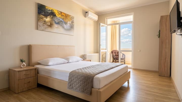 Quiet Apartment, Near Malldova & Rose Valley Park - Chișinău