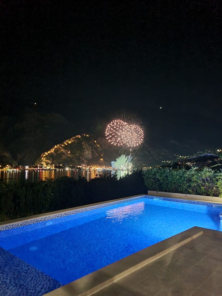 Luxury Kotor Bay View Studio - Kotor