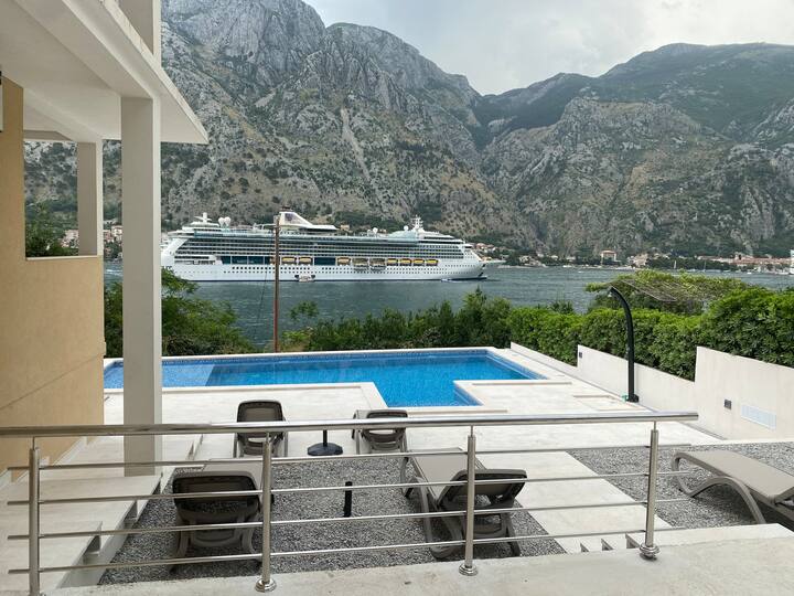 Luxury Kotor Bay View Studio With Heated Pool - Kotor