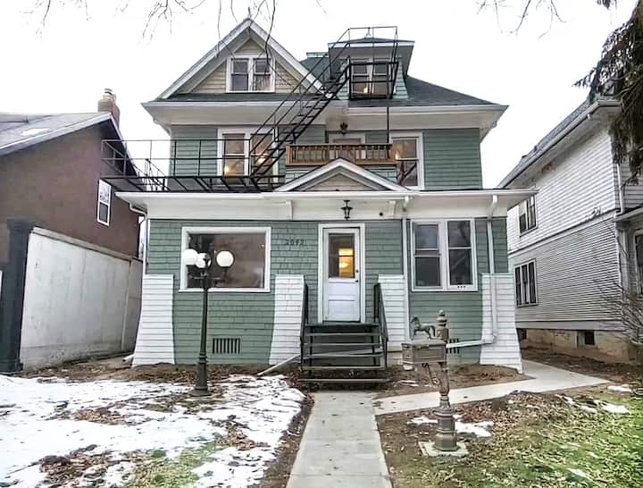 The Sage Guesthouse 10 Bedrooms - Regina