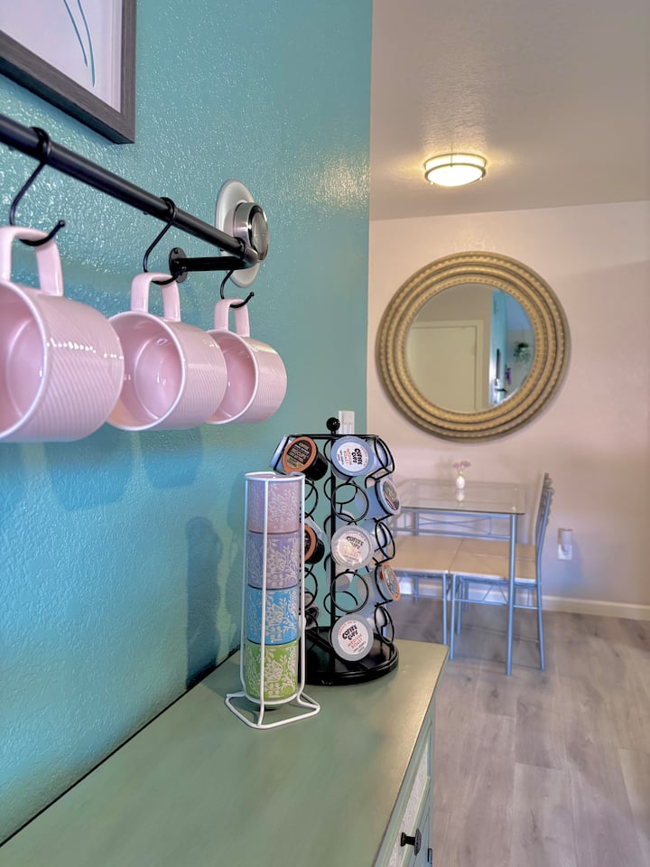 Fall Into Savings! Cozy 2br Mesa Retreat - Mesa, AZ