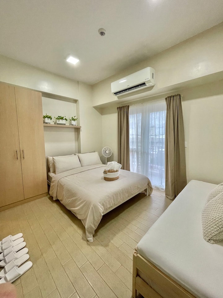 Condo In St. Honore, Iloilo City Near Icc - Iloilo City