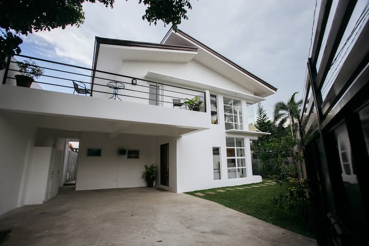 Casa Bianca & Yucca Villa - Dumaguete