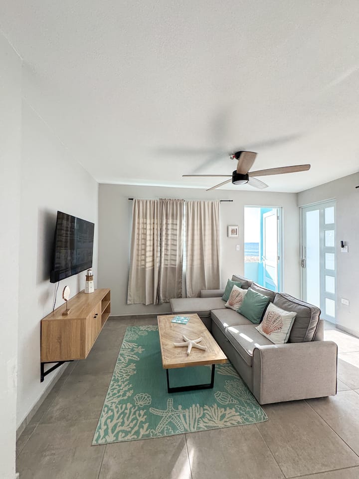 Marea Beach House - Aguadilla