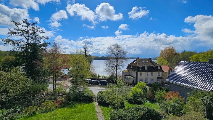 Altes Seeblickjuwel - Eutin