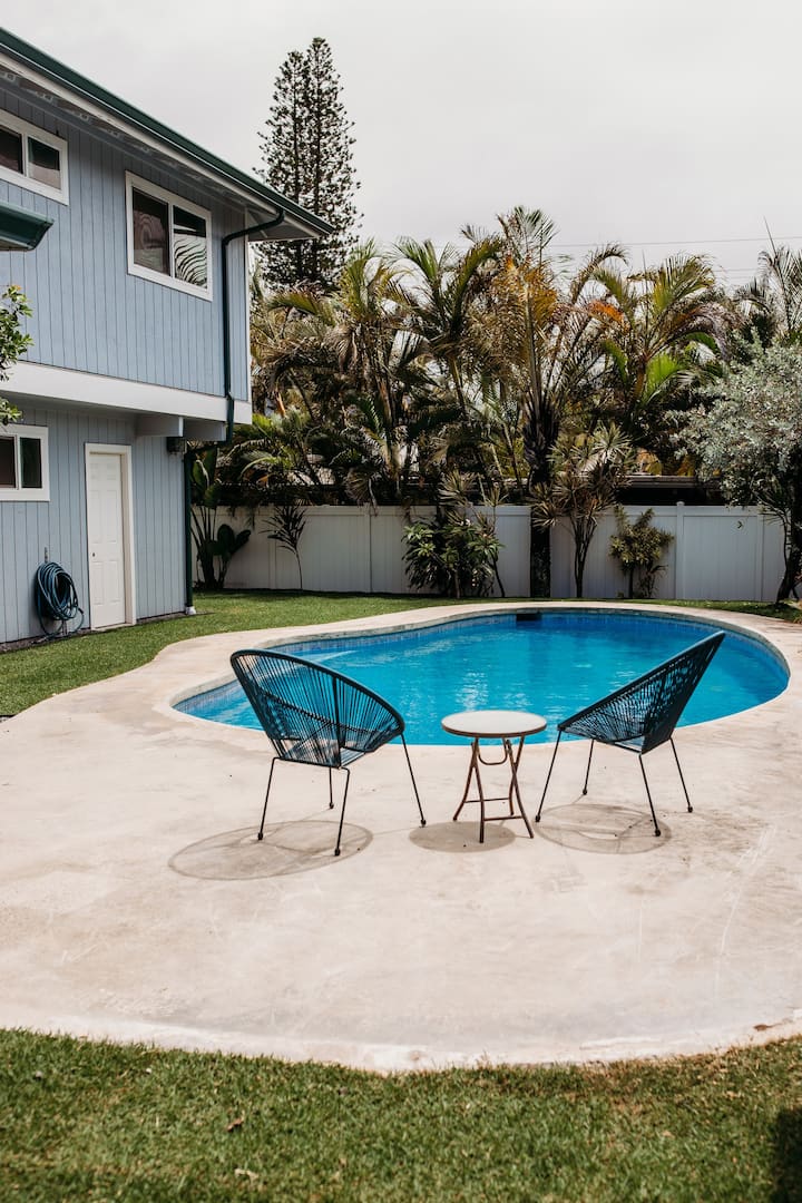 Shore Thing Beach Rental W/ Pool - Kailua, HI