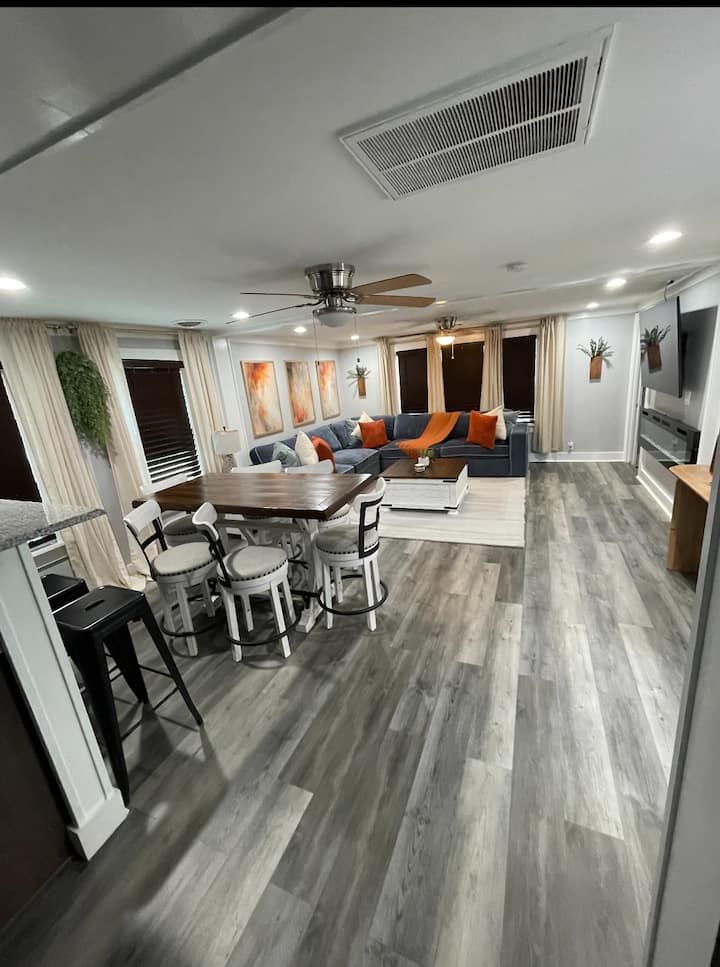 1 Bedroom: Downtown Medical Corridor/spacious - Buffalo, NY
