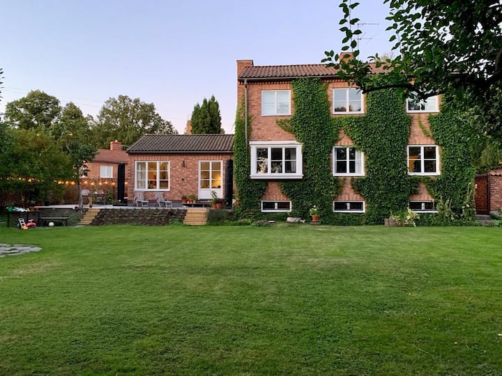 Privat Villa Med Trädgård I Centrala Stockholm - Stockholm