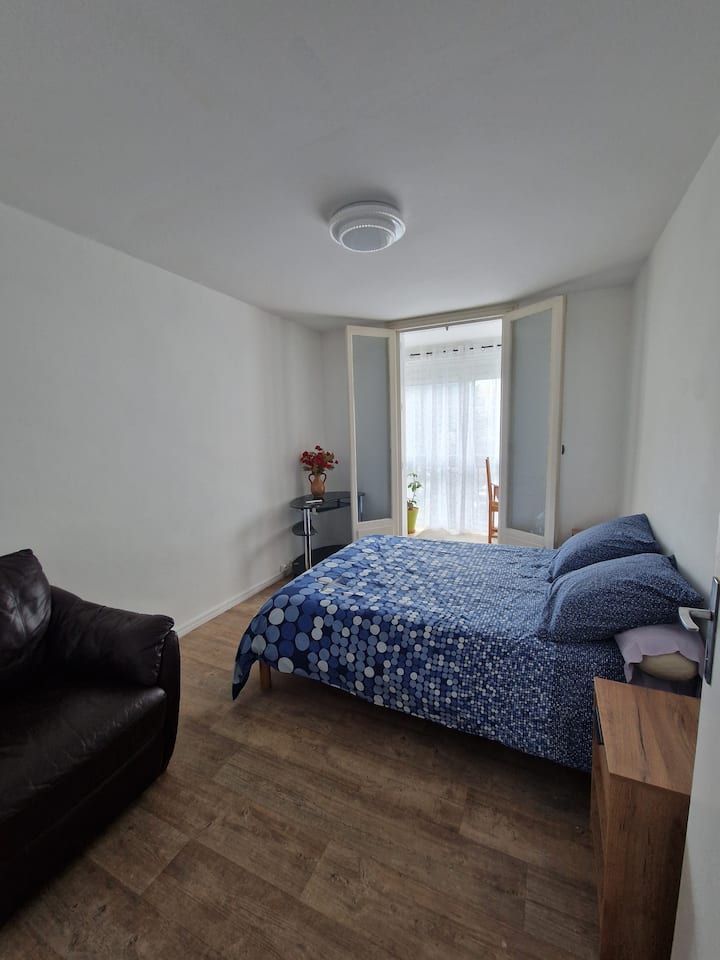 Chambre Lit Double Avec Balcon - Perpignan