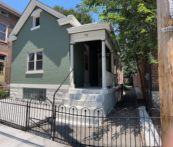 Charming Historic Home - Covington, KY