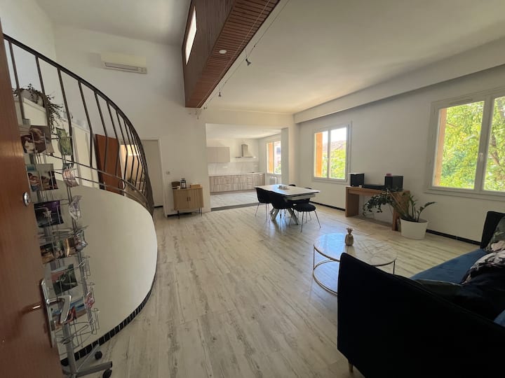 Beau Duplex Type Loft - Toulon