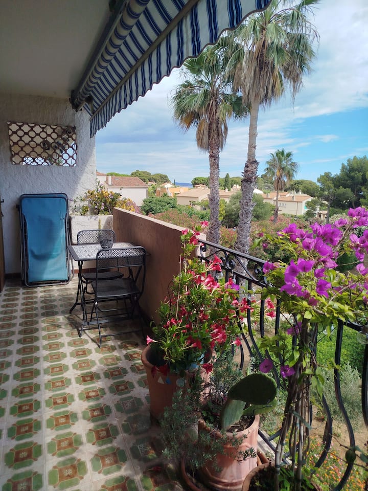 Appartement Cocon, Au Port. - Carqueiranne