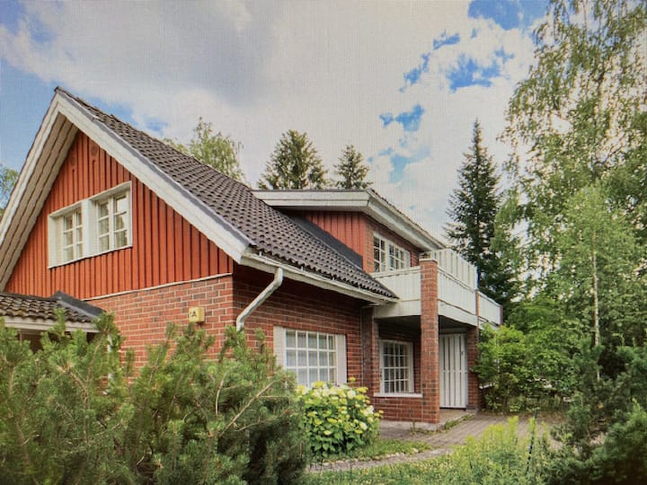 Paritalohuoneisto Hyvinkäällä, 2 Kerrosta Ja 90 M2 - Riihimäki