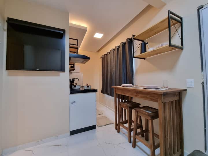 Ap A - Próx. Unipraias E Praia Central - C/garagem - Balneário Camboriú