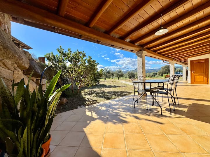 Cronta Apartments With Patio - Bari Sardo