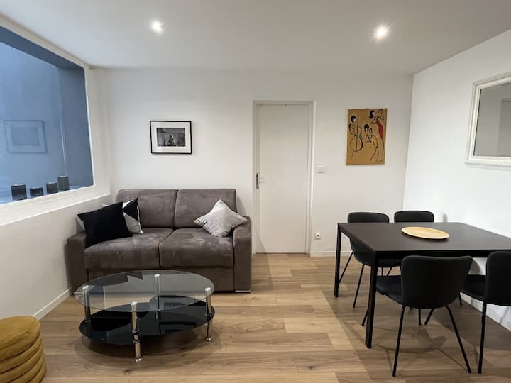 La Halte Rémoise / Proche Centre Avec Terrasse - Marne