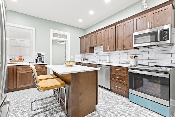 Midtown Stone House-walk To Street Car! - Kansas City
