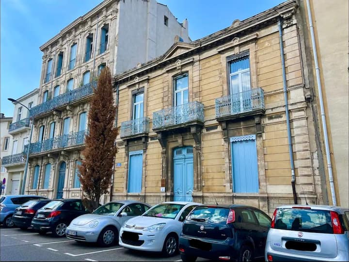 Appartement Forum, Garage, Climatisation, Cour - Narbonne