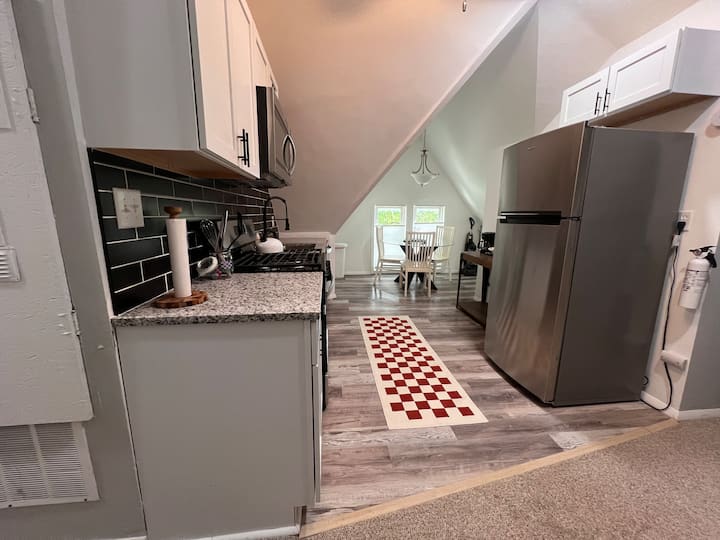 Updated, One-bedroom, One-bathroom! - Milwaukee