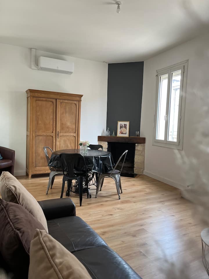 Maison Typique Au Cœur De Bordeaux - Burdeos