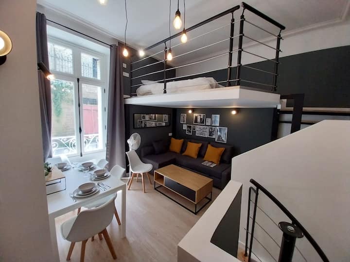 Duplex Studio Refait à Neuf Au Cœur De Vannes - Bretagne