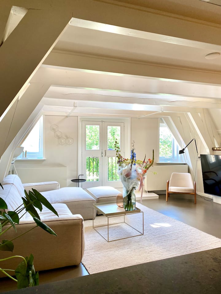 Beautiful Apartment - Authentic Amsterdam Building - Amsterdam Centraal Station