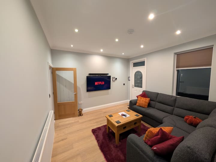 2 Bedroom With Parking, Ev Charger. 2 Mins To Sea. - Silloth