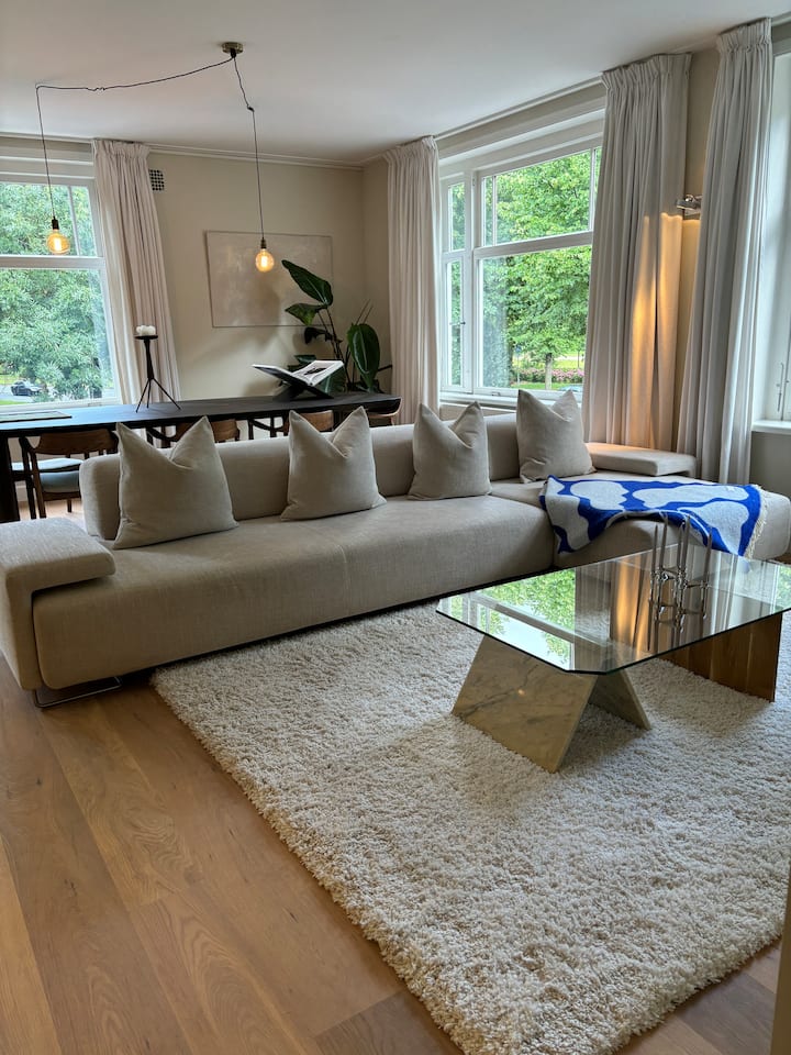 Cozy Corner Apartment Parkview - Amsterdam