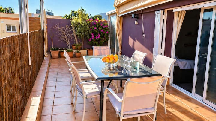 Duplex Con Terraza Junto A La Playa - Sant Boi de Llobregat
