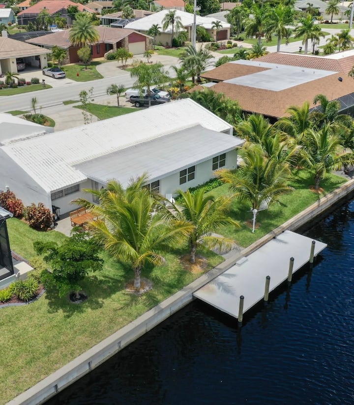 Tranquility Canal Stay - Punta Gorda, FL