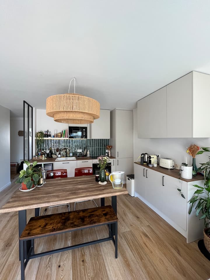 Magnifique Appartement Refait à Neuf Avec Balcon - Boulogne-Billancourt