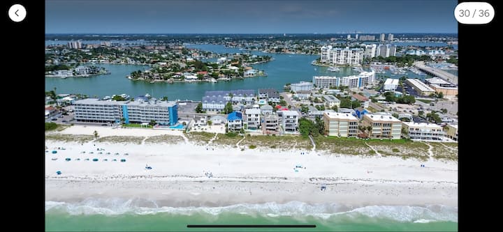 Cozy 2br Condo Steps From The Beach - Treasure Island, FL