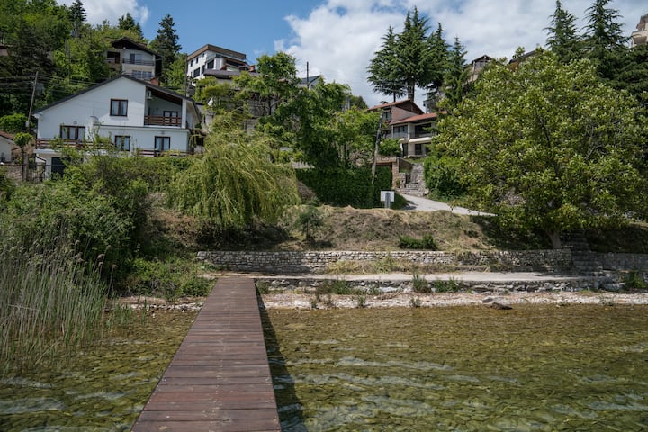 Artistic Villa Elen Kamen - Lake Ohrid