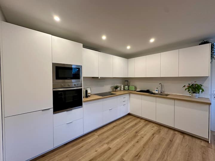 Deluxe Downtown Apartment - Faro