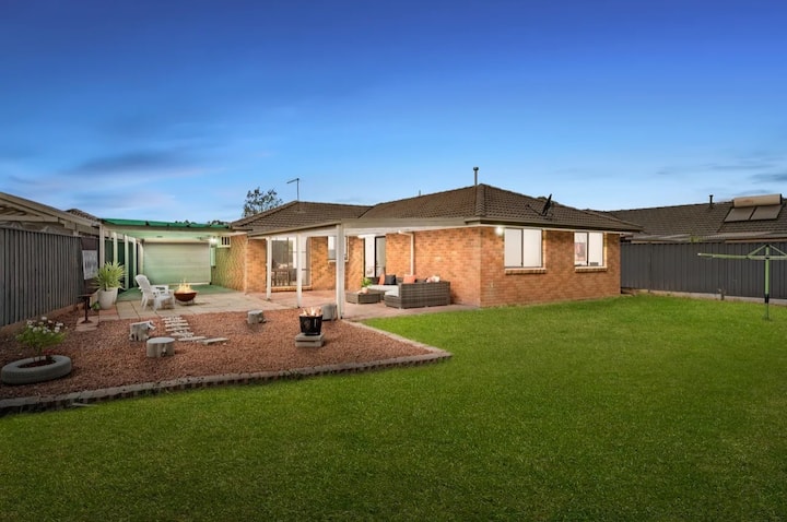 Parkside Paradise - Dandenong