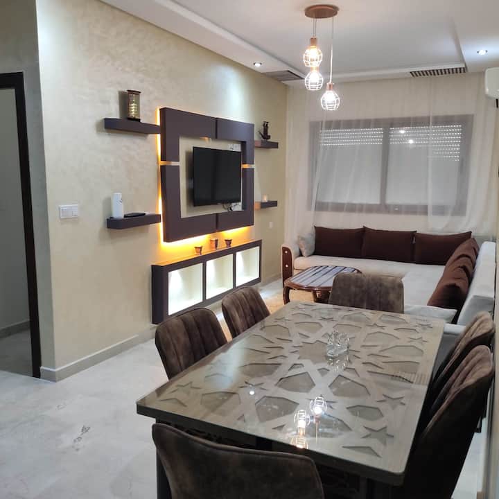 Agréable Appartement Centre Tanger/corniche / Tgv - Tánger