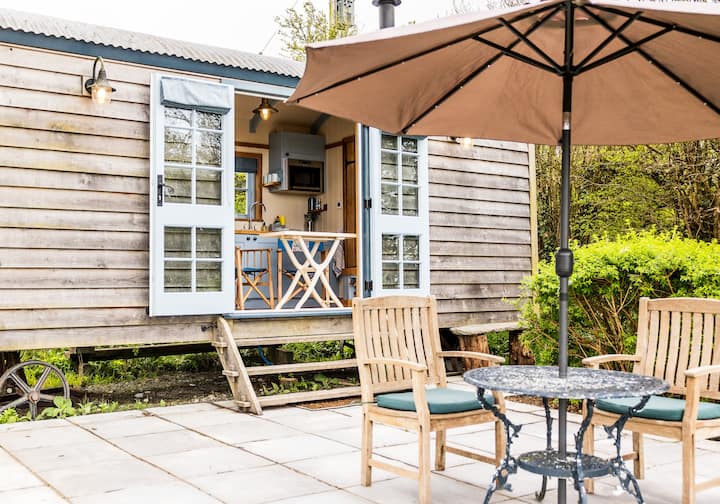 Fron Y Mor Shepherd's Hut - Moylegrove - Cardigan