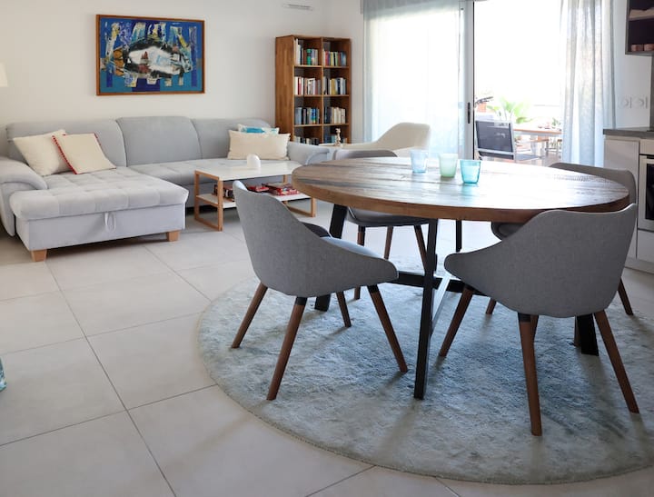 Grand Appartement à Côté De La Plage - Vallauris