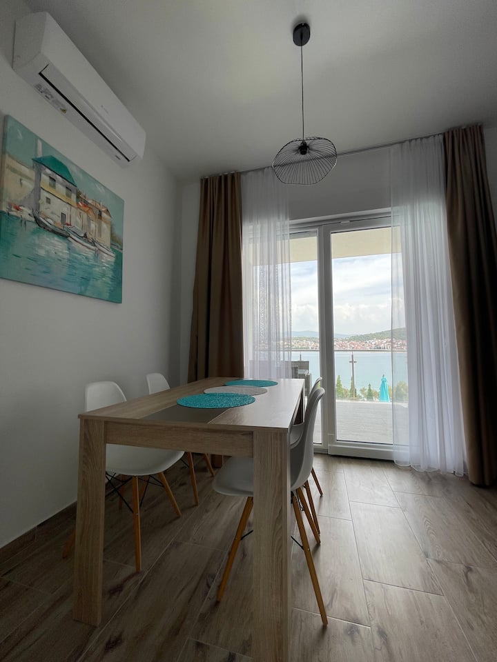 Seaesta Holidays Nika - Seget Vranjica