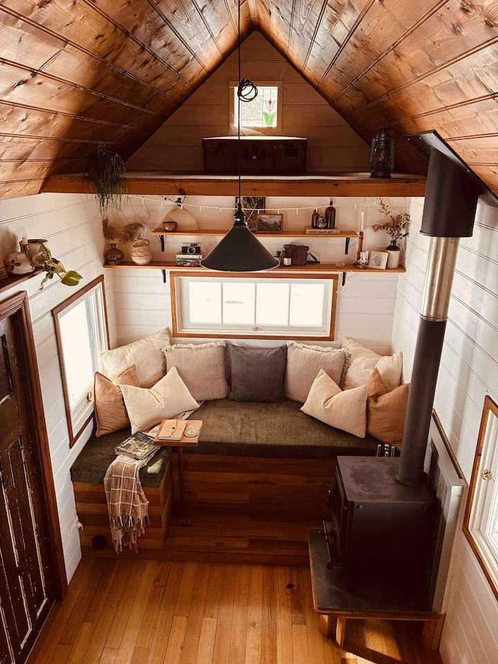 Ukiyo | Off-grid Forest Cabin With Panoramic Views - Australia