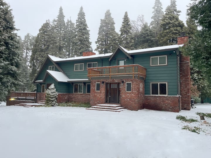 Exquisite Private Gated Mountain Estate - San Bernardino