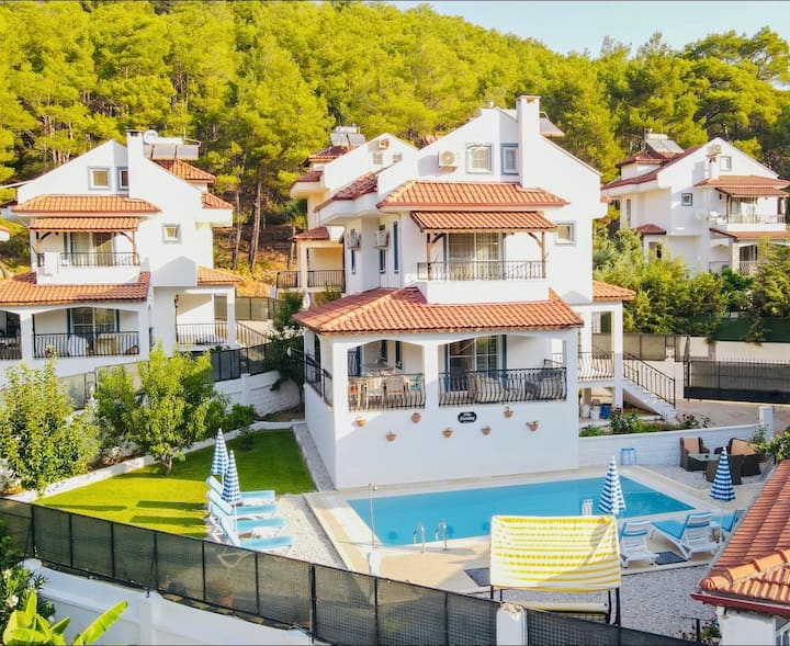 Fethiye ÖLüdenizde Doğa Içinde öZel Havuzlu Villa - Hisarönü