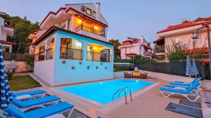 Fethiye ÖLüdenizde Doğa Içinde öZel Havuzlu Villa - Ölüdeniz