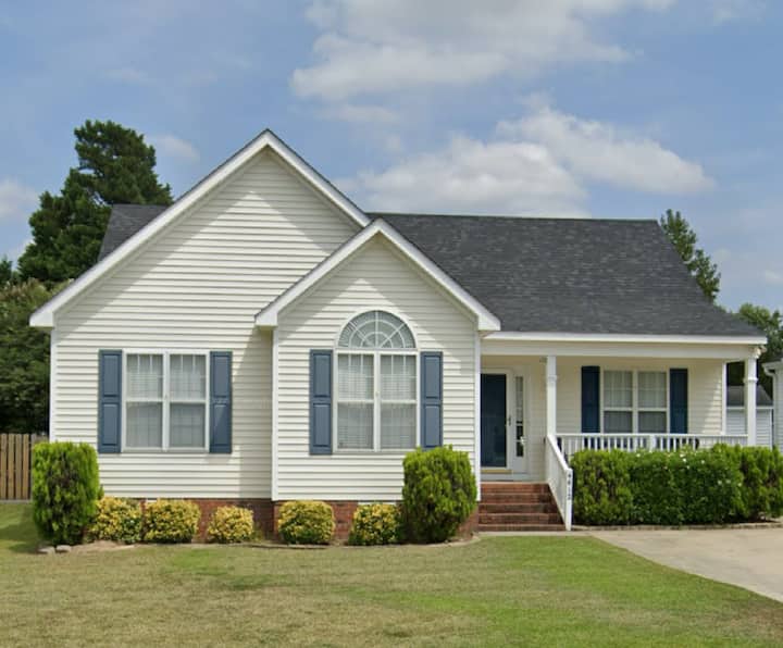 Meadows At Surrey - Near Ecu  Sleeps 8! - Greenville, NC