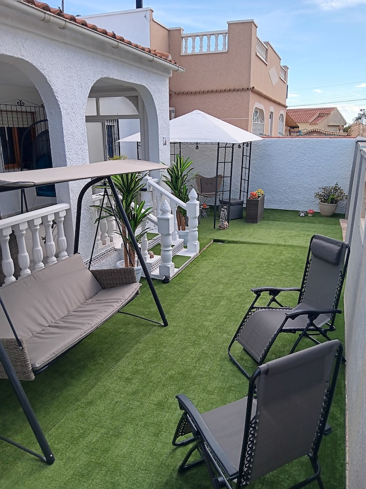 Villa La Marina With Cozy Garden.free Cancellation - La Marina