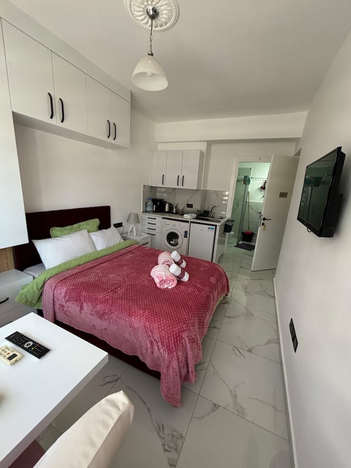 “Birdcage”/ Girne Merkezde /Lüks Stüdyo Daire 20m - Girne