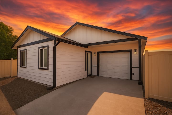Cozy Guest House- Private Driveway And Entry - Liberty Lake, WA